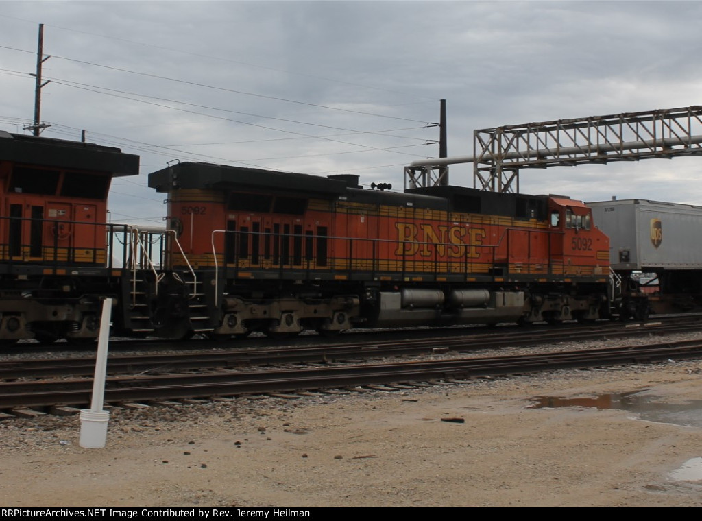 BNSF 5092 (1)